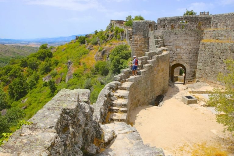 O que visitar em Sortelha - Guia de locais turísticos - Onde ficar a dormir