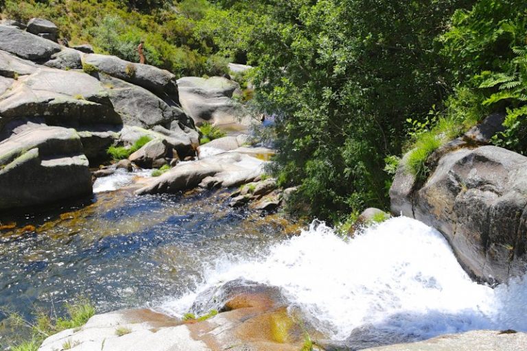 Locais para visitar na Serra do Alvão: Cascatas e trilhos no Parque Natural